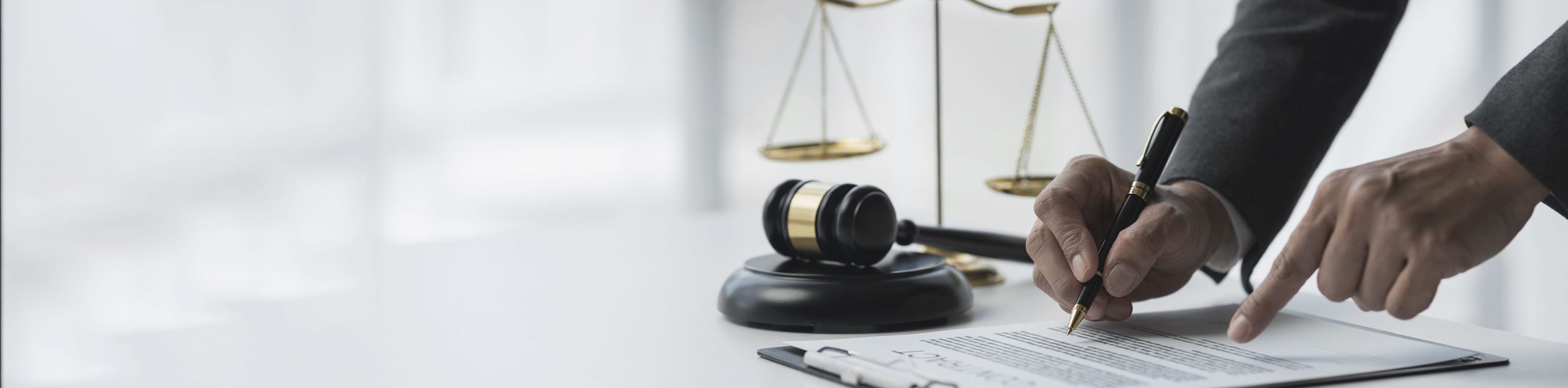 Government Provides Outline for Employment Law Reforms | Nockolds